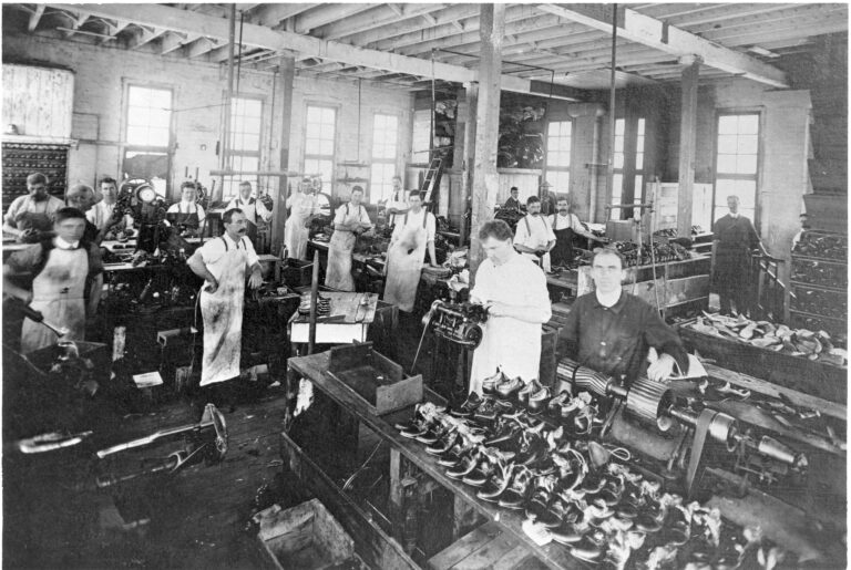 Bondi steps into the future: Makeover of historic boot factory nears ...