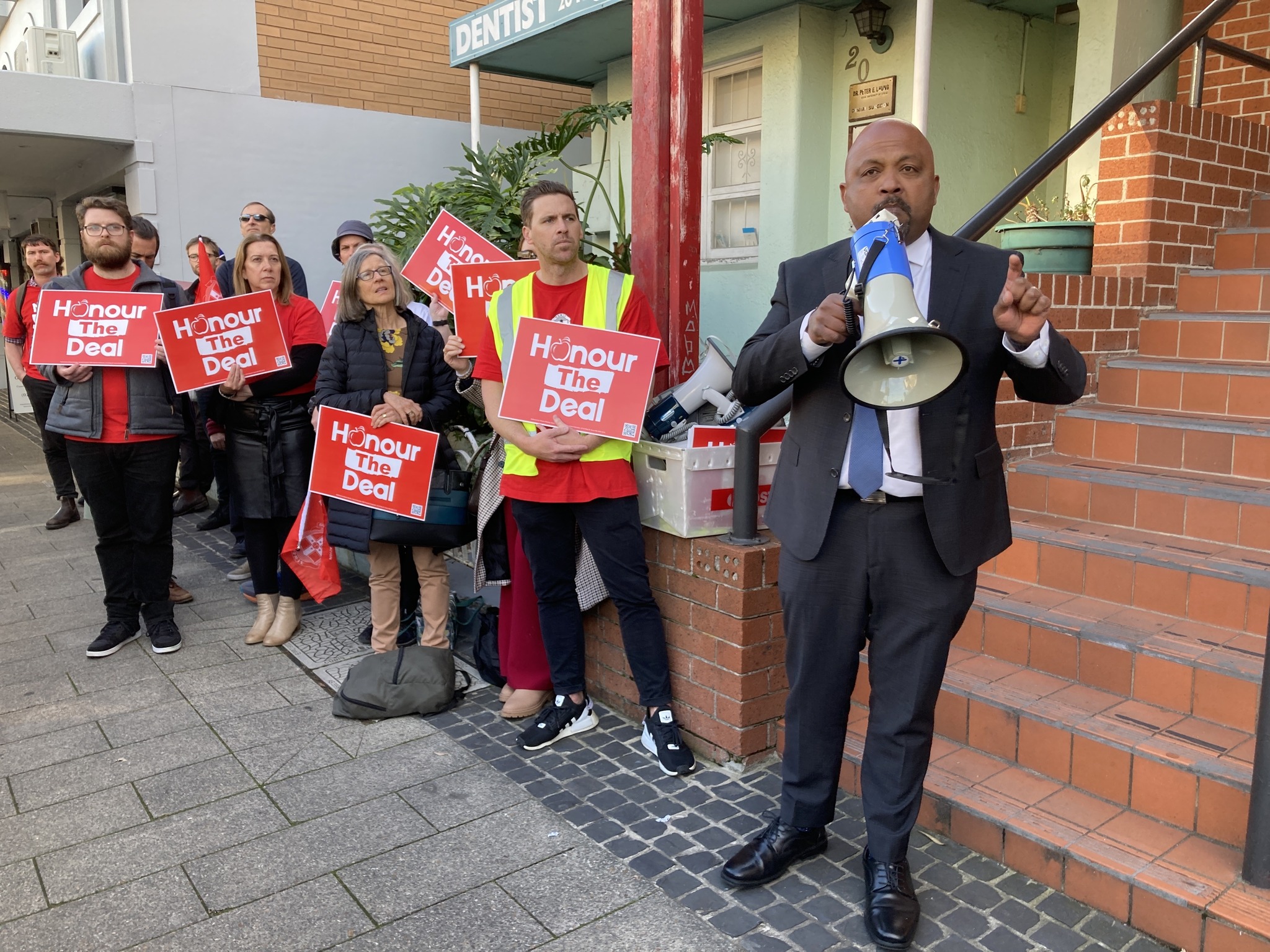 Teachers left frustrated as wage negotiations with the government come ...