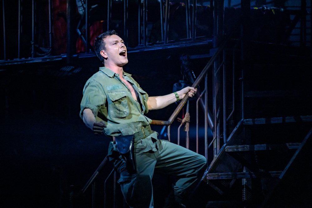Miss Saigon - REVIEW