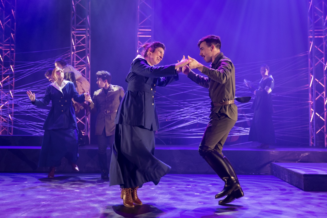 Ode To America's First Women Soldiers – The Hello Girls