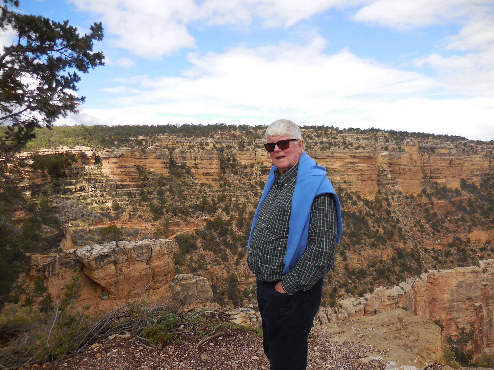 Telling Tales - BOOK REVIEW